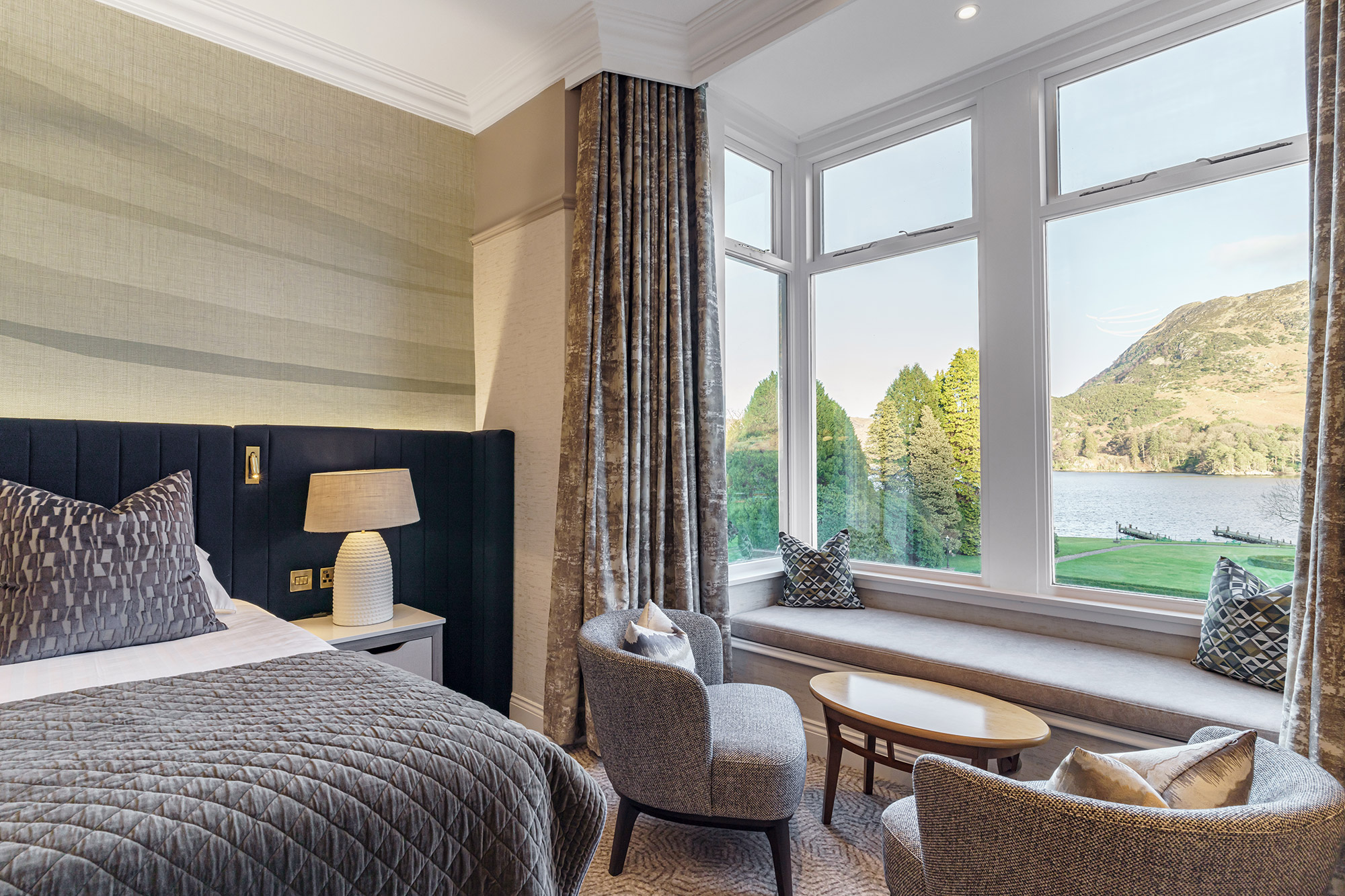 Rooms at the Inn on the Lake | 5 star hotel standard luxury rooms